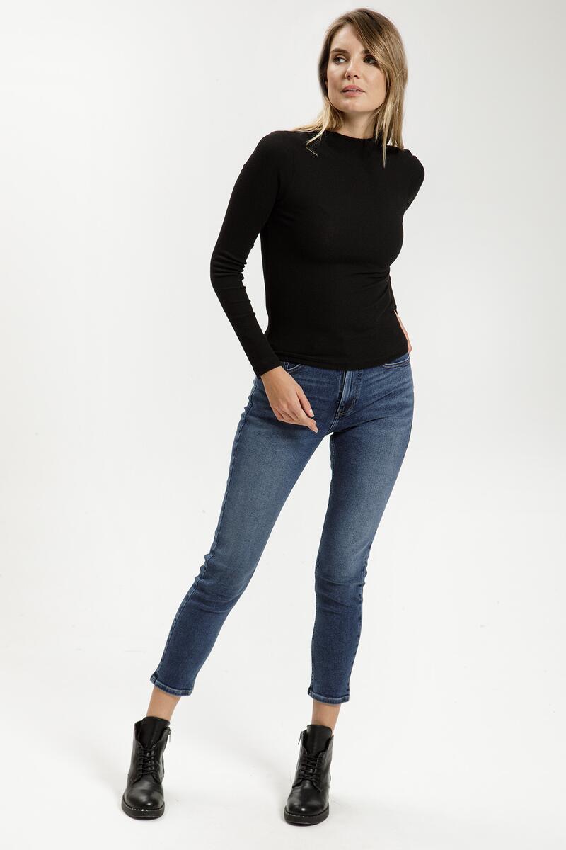 Jeansy damskie ciemnoniebieskie Mom Jeans New Mom P 509-010